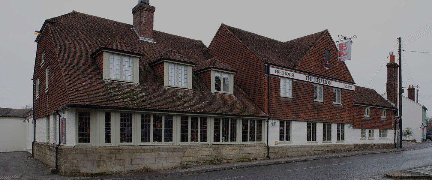 The Red Lion Pub & Restaurant in Handcross, West Sussex